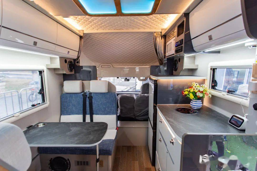 长安跨越者D5 韩版布局 2.0T+8AT 人性化内饰 舒享旅居_搜狐汽车_搜狐网