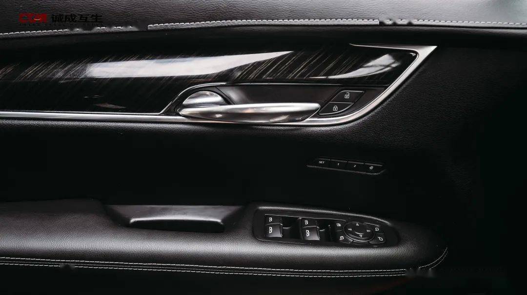 美系SUV，气场不输BBA，真有排面，不到半价！【凯迪拉克XT6 28T 六座四驱豪华型】_搜狐汽车_搜狐网