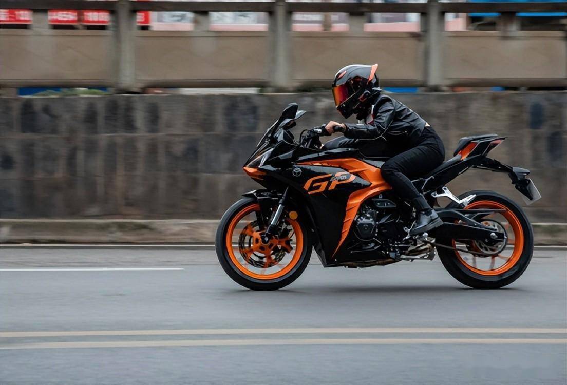 实力被低估了的运动健将——元图GP325试驾感受_搜狐汽车_搜狐网