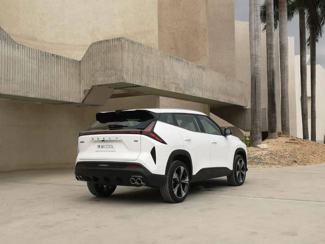 10万级SUV的“三好学生”│首试吉利博越COOL_搜狐汽车_搜狐网