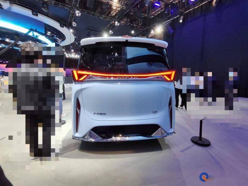 合创 V09首发亮相2023上海车展：标配800V高压系统、续航超750km_搜狐汽车_搜狐网