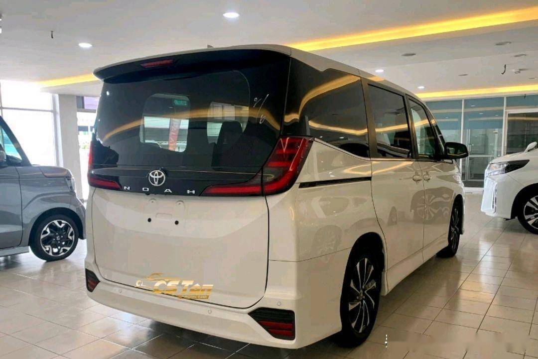 丰田NOAH海外亮相，家用7座MPV，质感一流，空间利用率更高_搜狐汽车_搜狐网