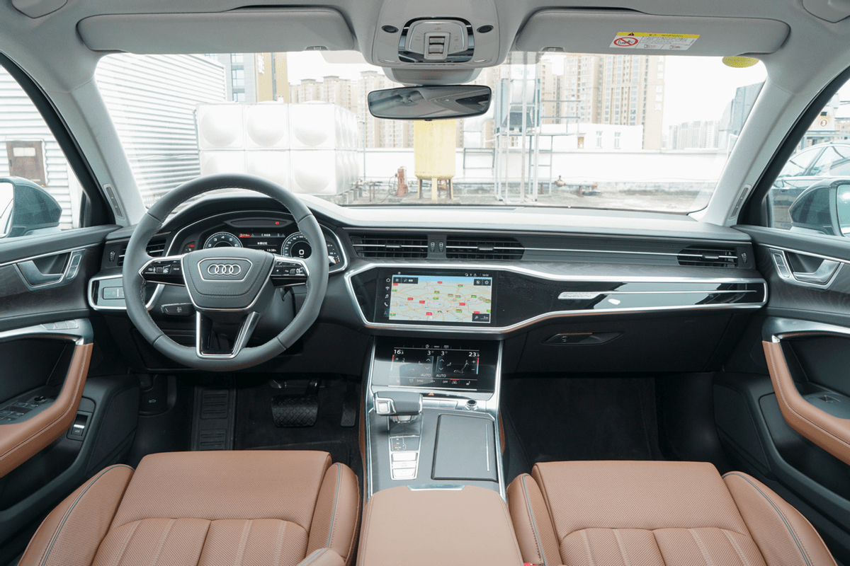 豪华轿车竞争激烈，2023款奥迪A6L表现如何？_搜狐汽车_搜狐网