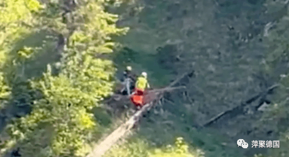 新天鹅堡的美国杀手的背景调查_Troy_Phillip_德国