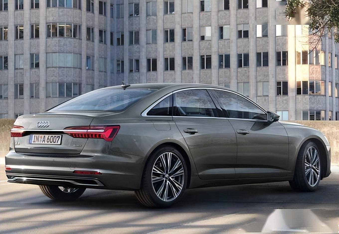 奥迪A6L“会不会同步海外改款”？什么时候同步海外“再改款”？_搜狐汽车_搜狐网