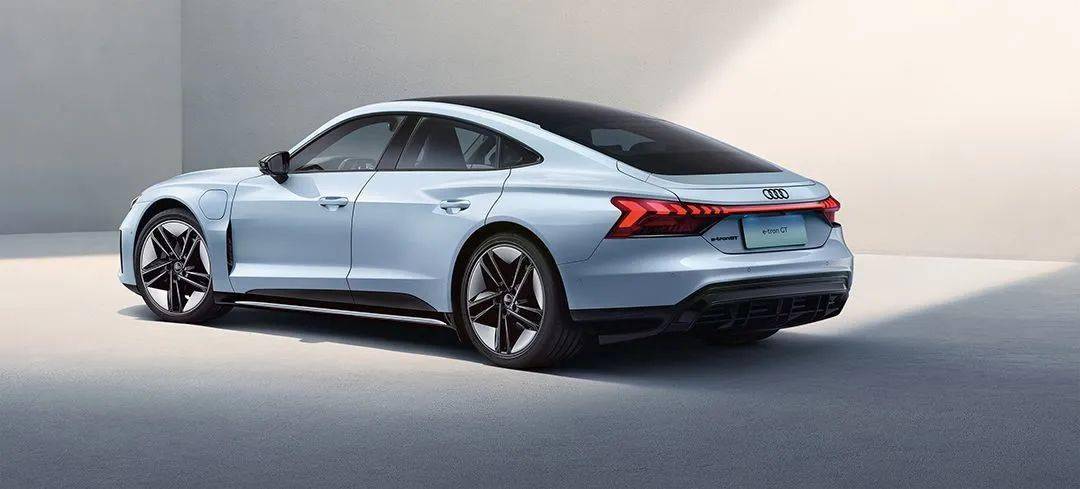 限量20台，Audi e-tron GT Launch Edition预售价109.98万元_搜狐汽车_搜狐网