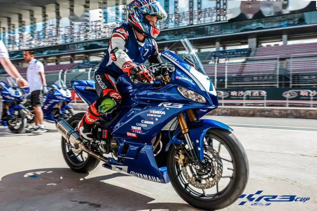 赛道上的幕后英雄——浅聊雅马哈R3_搜狐汽车_搜狐网
