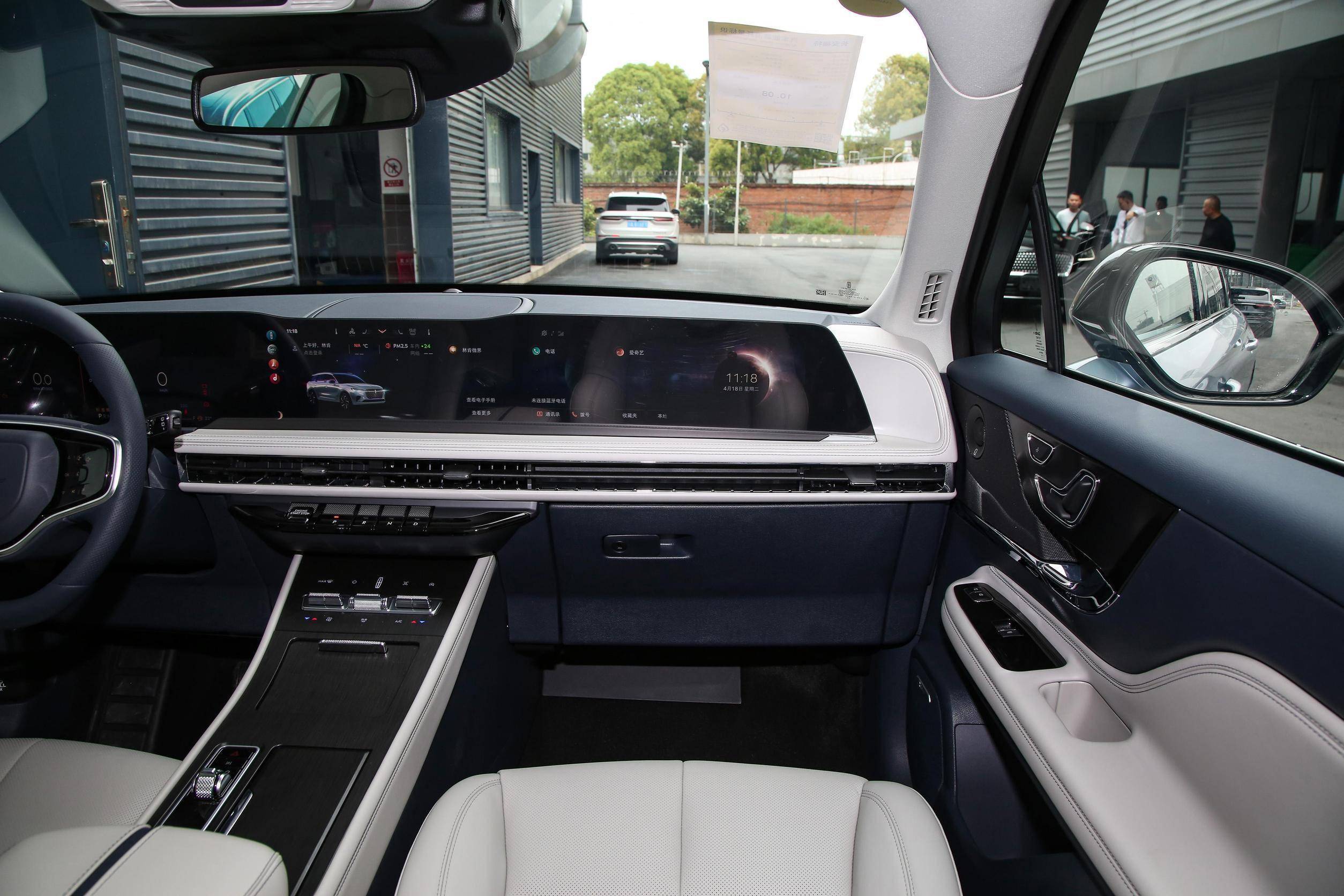 解读林肯冒险家：2.0T+8AT/全系贯穿大屏，售24.58万起，能买吗？_搜狐汽车_搜狐网