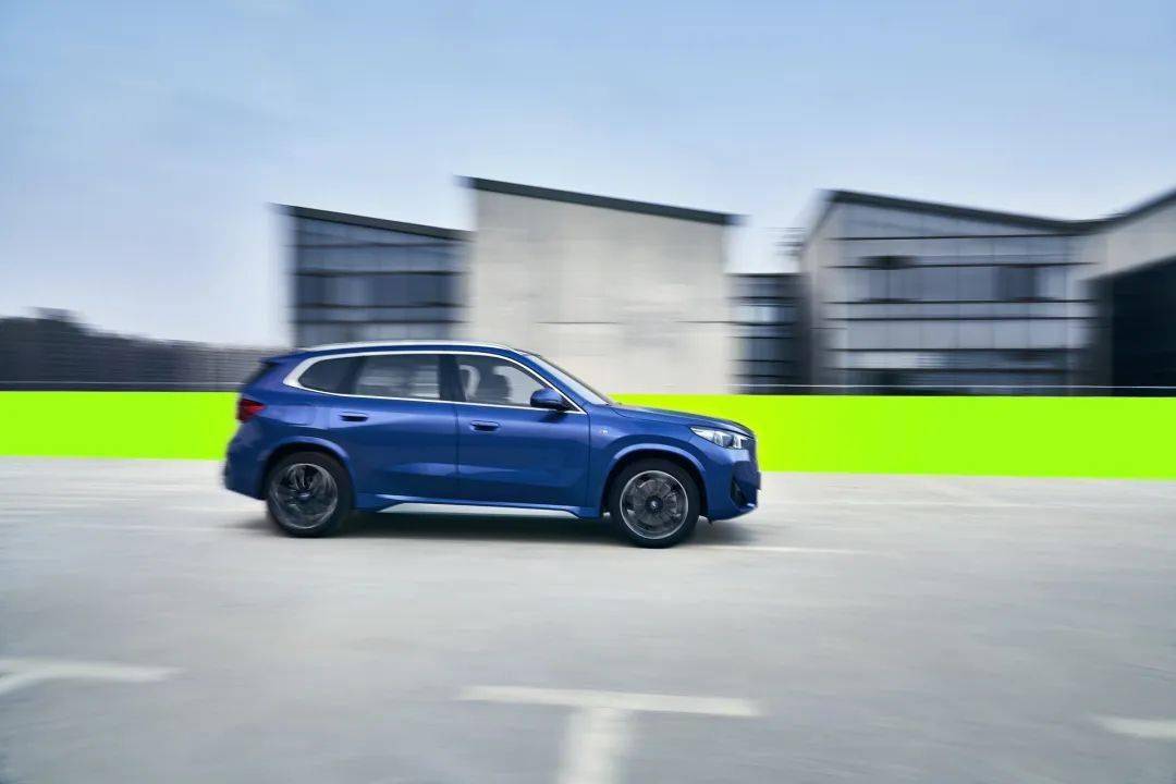 续航450km！宝马新车iX1公布重要数据，即将国内上市！_搜狐汽车_搜狐网