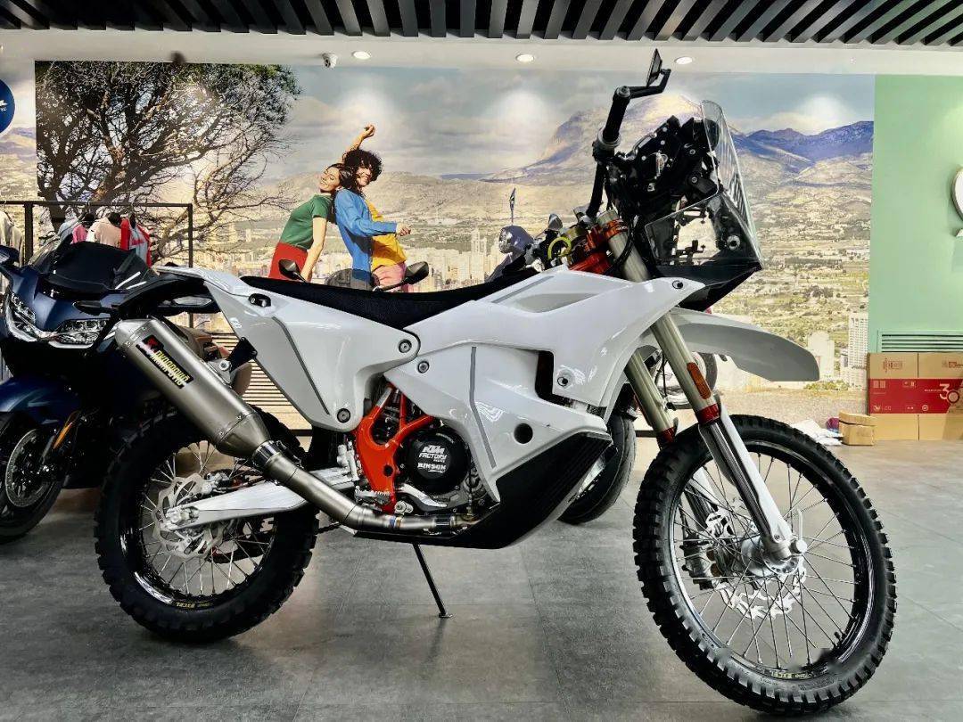 三个冠军车手联手打造的拉力之王——KTM 450 RALLY REPLICA_搜狐汽车_搜狐网