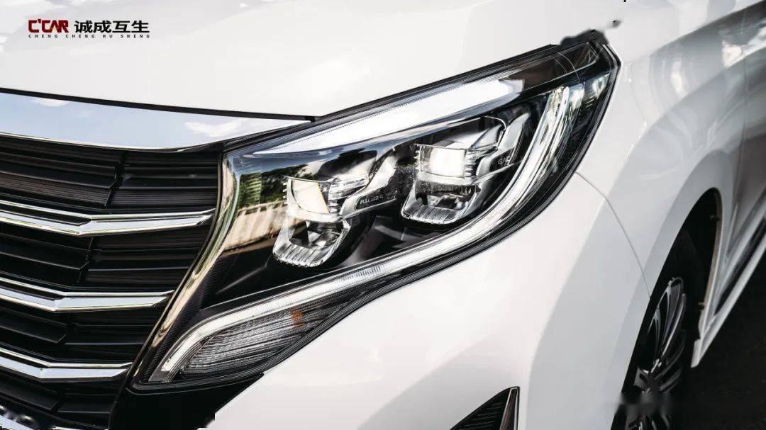 (最新到店)国产MPV天花板？气场不输埃尔法，20万出头！【广汽传祺M8 领秀系列 390T 至尊版 】_搜狐汽车_搜狐网