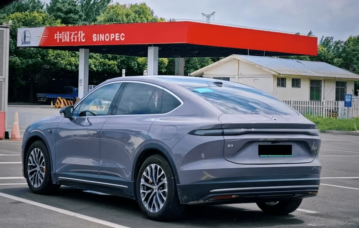 蔚来新款EC6实车曝光！它能否超越ES6成为销冠车型？_搜狐汽车_搜狐网