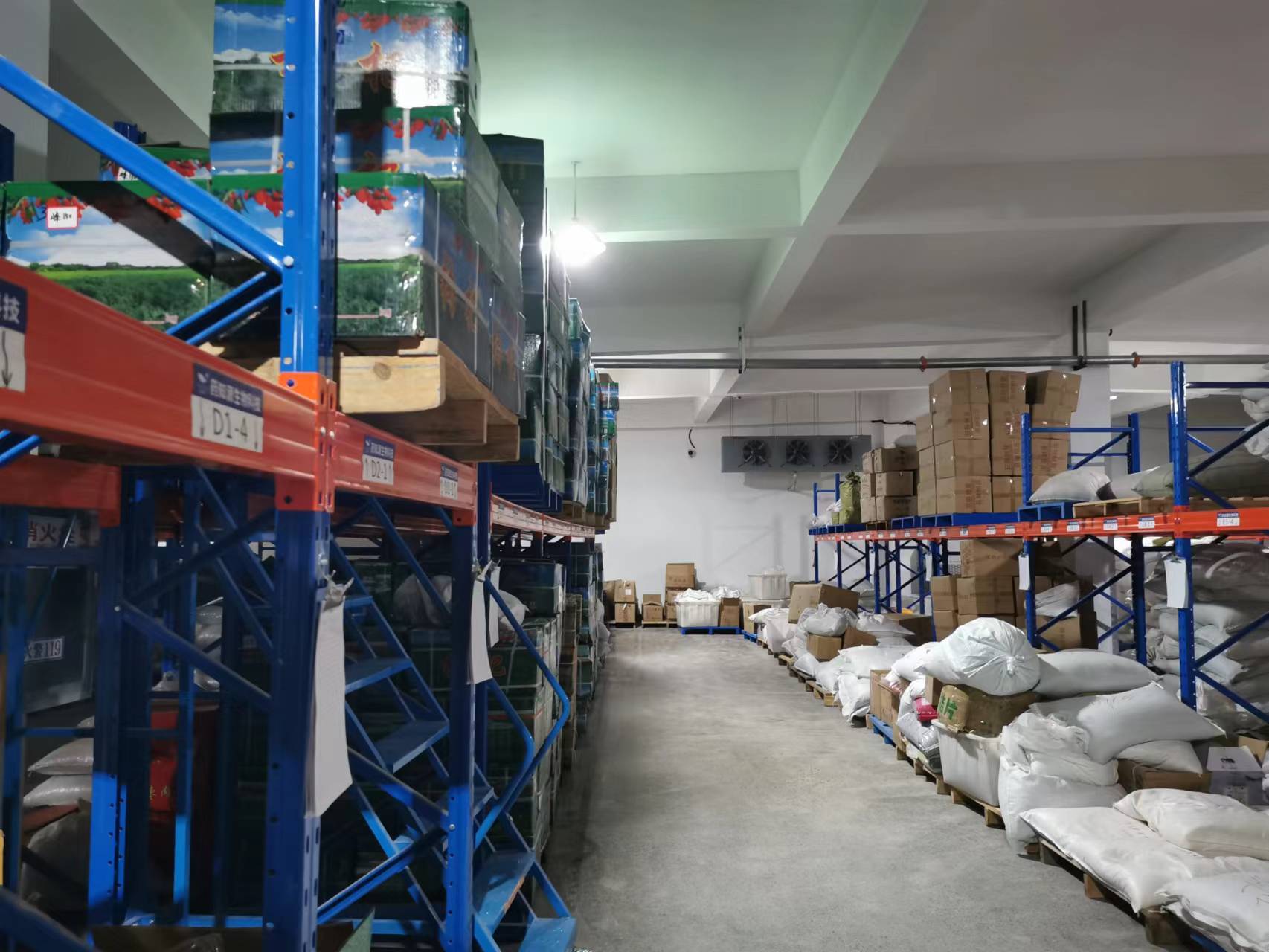 对话｜年GMV8000亿的1688，最大的竞争对手到底是谁？_平台_用户群_余涌