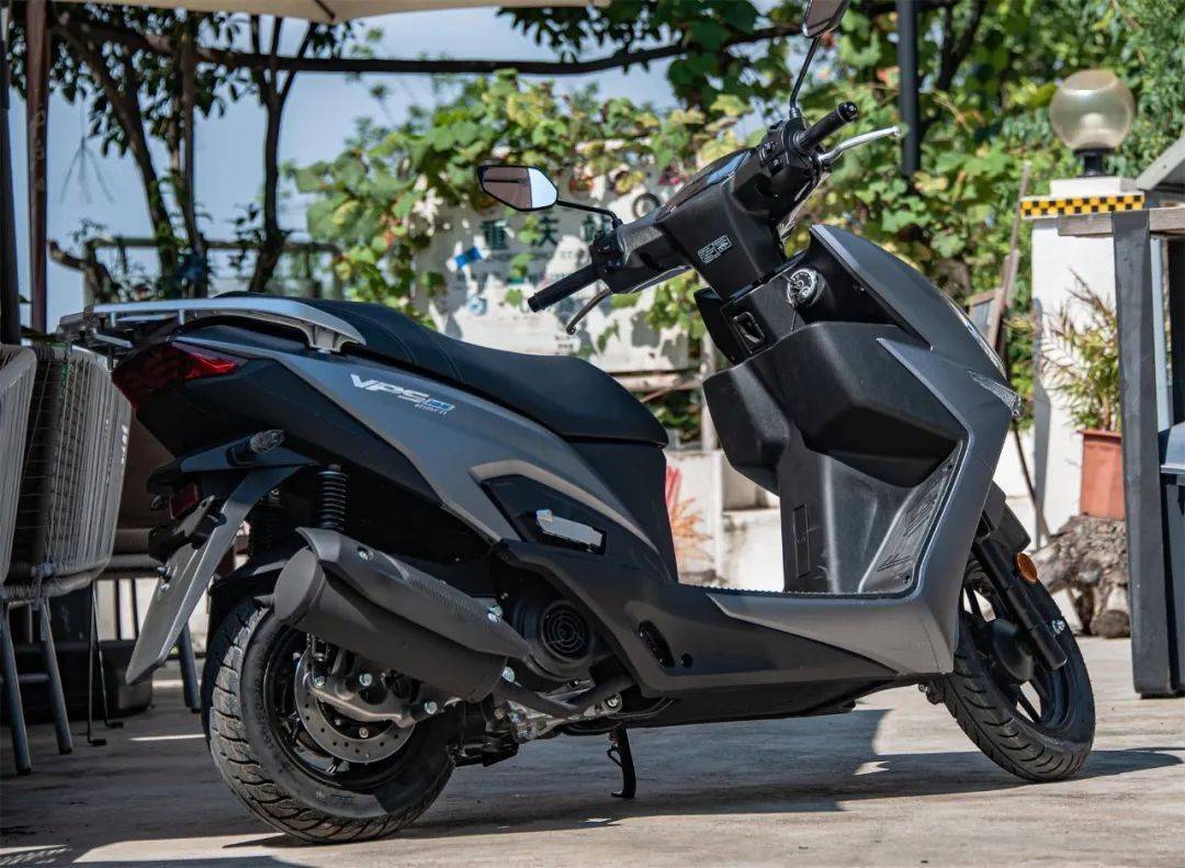 同级“最强”？！大阳VPS125极致版实测静态篇_搜狐汽车_搜狐网