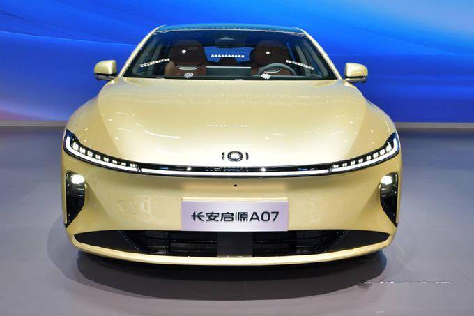 长安启源A07预售15.8-18万！比深蓝SL03更大_搜狐汽车_搜狐网