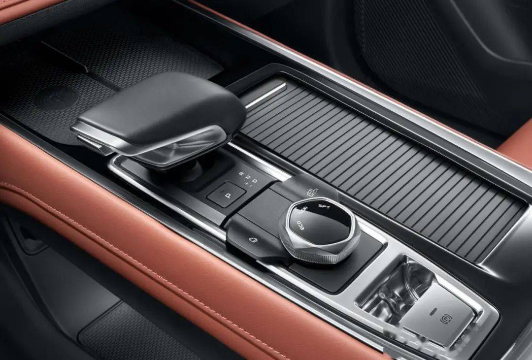 预算10万就看它！1.5T 188马力，精致大空间，家用精品SUV上新_搜狐汽车_搜狐网