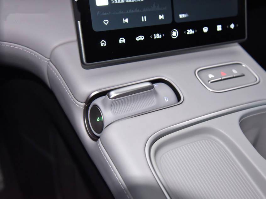 28.8-41.6万元/提供两种续航版本 全新蔚来EC6正式上市_搜狐汽车_搜狐网