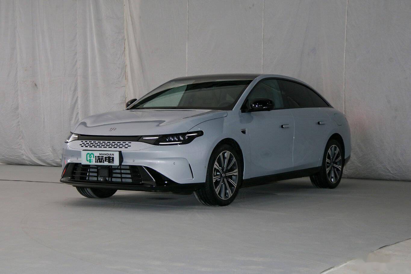 316km超长纯电续航 零跑C01增程版今日上市_搜狐汽车_搜狐网