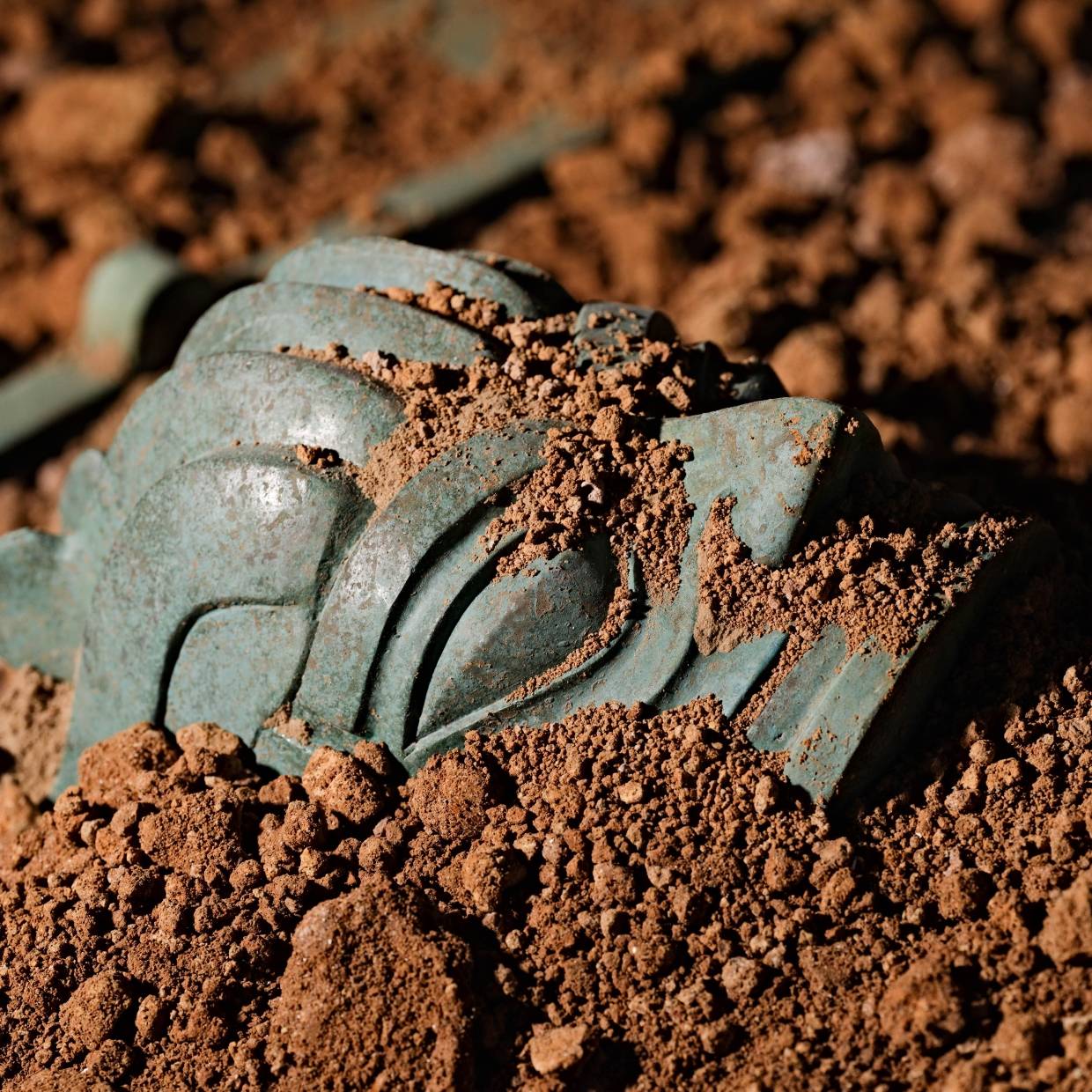 雷鸟32U8显示器AWE2025首秀，许昕认证“冠军标准”_产品_QD-Mini_场景