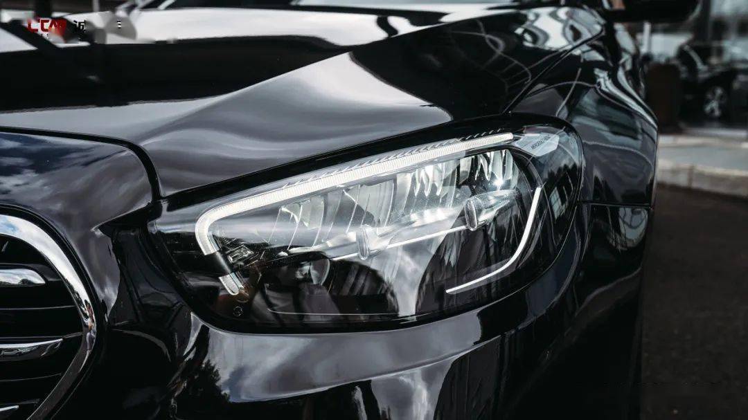 (最新到店)美学+豪华“E”术，还带龙膜，仅30几万！【奔驰E级 2022款 E260L】_搜狐汽车_搜狐网