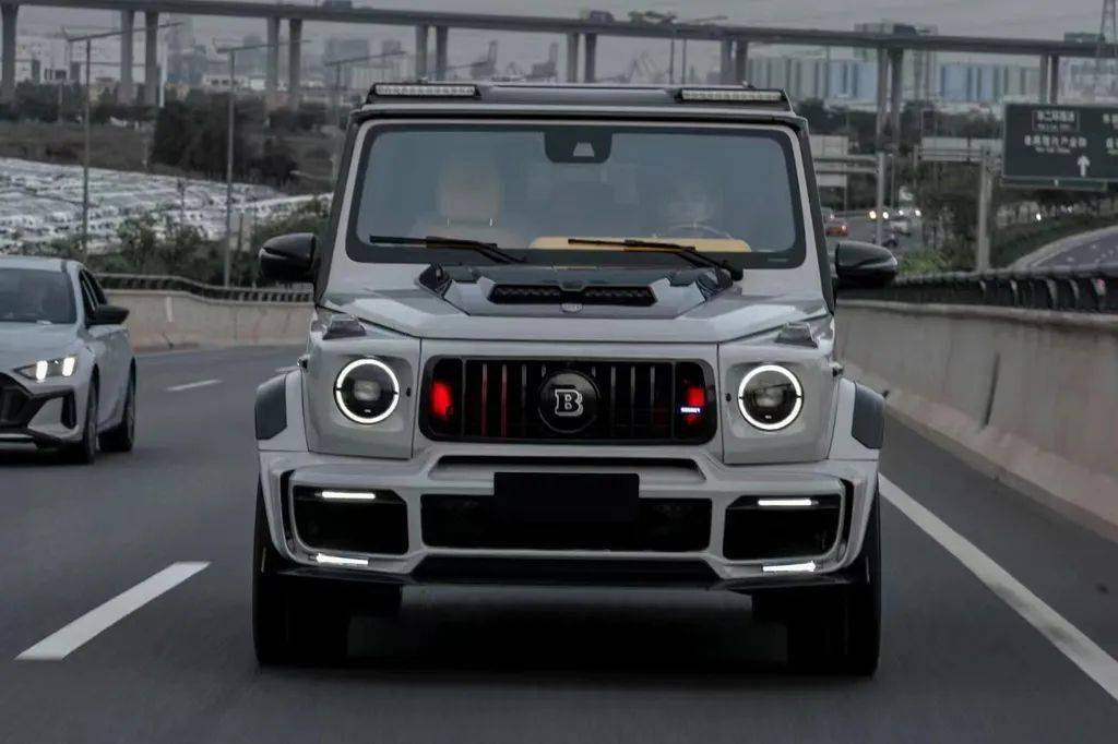披着大“G”外表的超级跑车，Brabus G900火箭版模型试玩_搜狐汽车_搜狐网